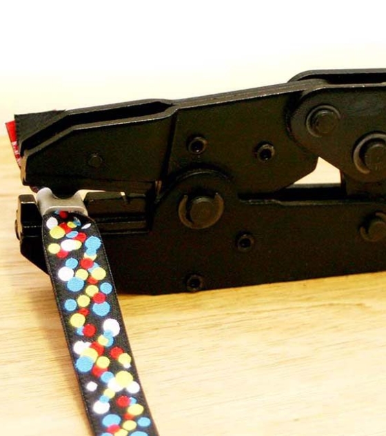 Metal Clip Crimping Tool | Wristbands.co.uk